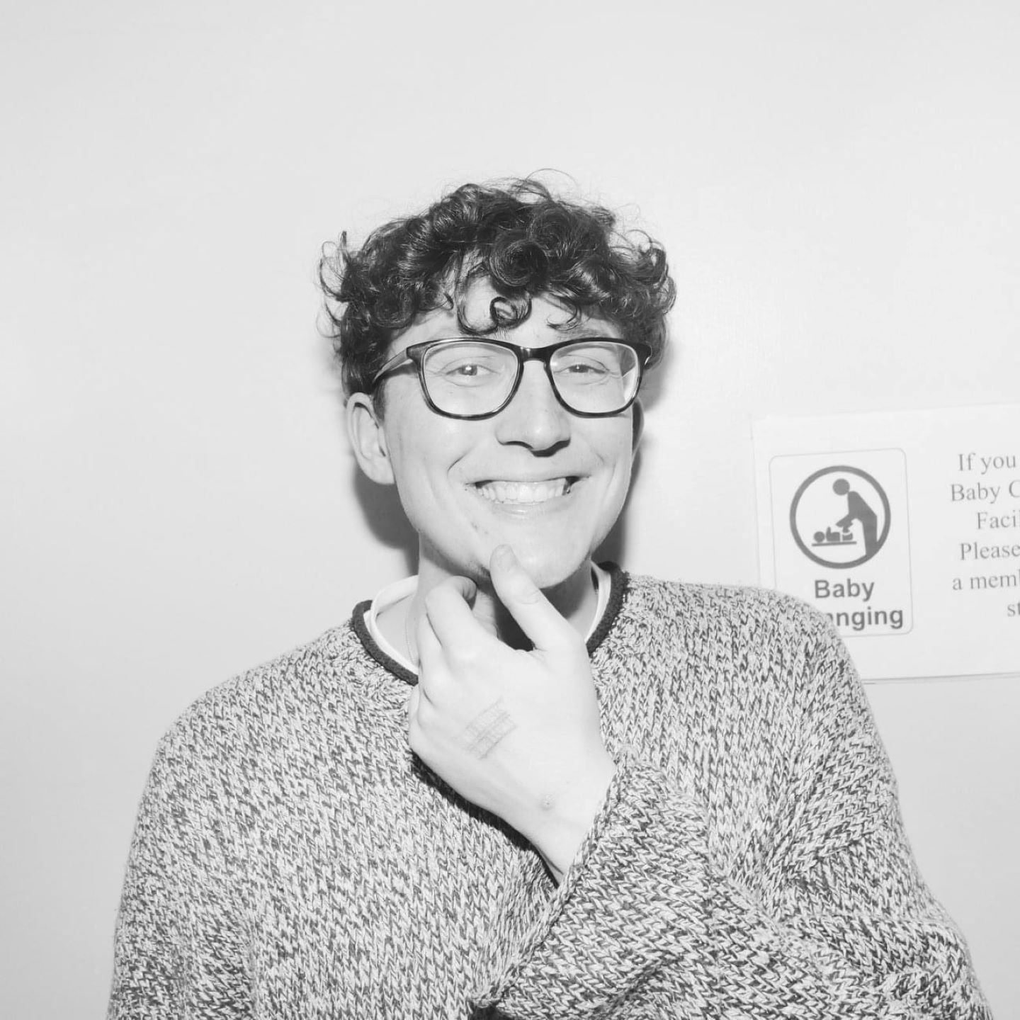 neb · Artist Profile