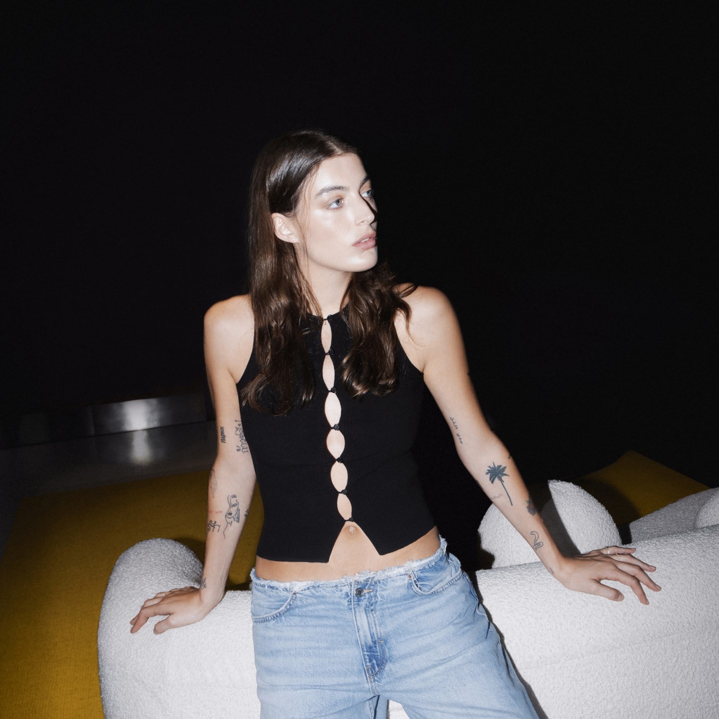 NEUX · Artist Profile