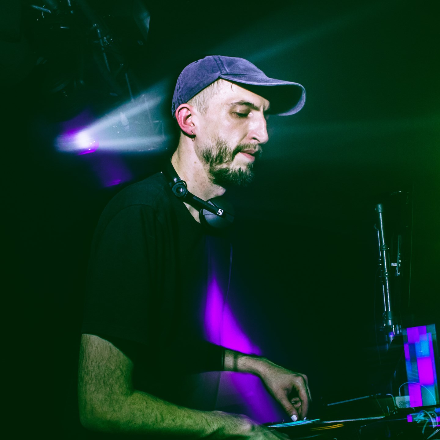 Niall Martin · Artist Profile