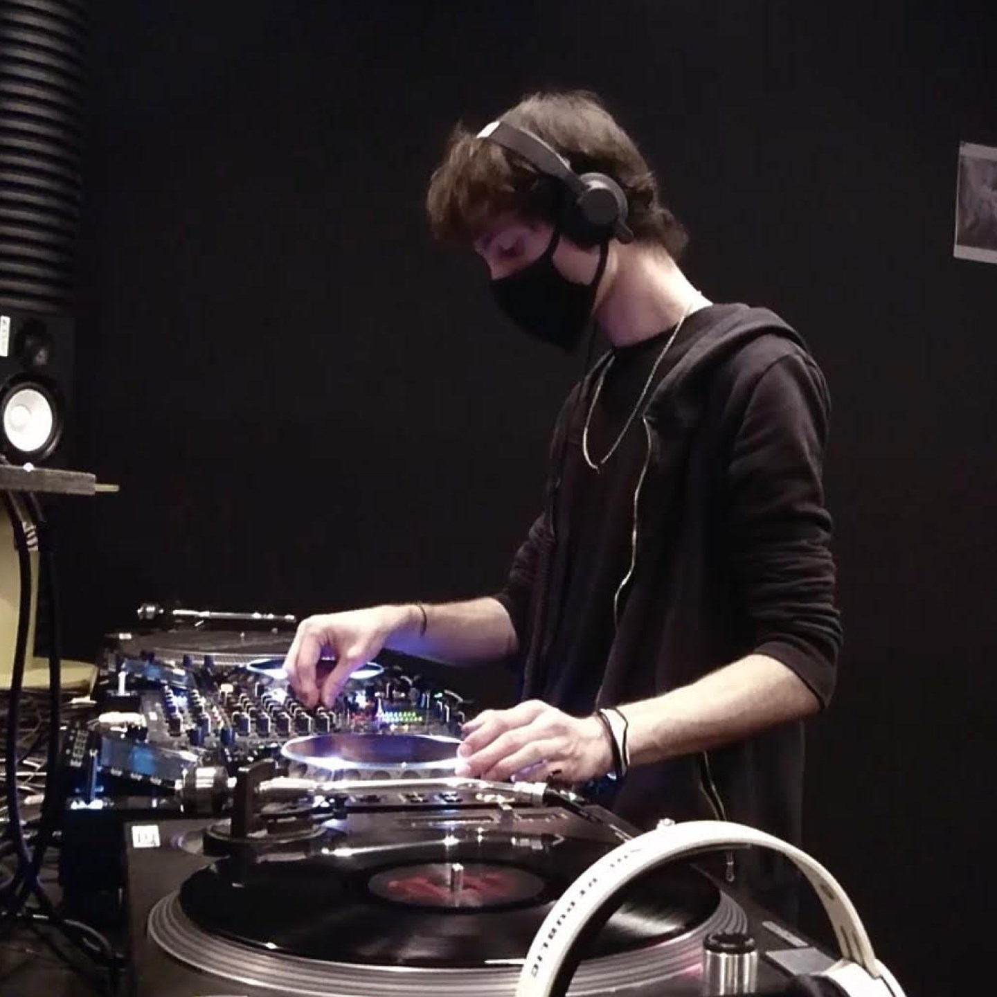 Nika Key · Artist Profile