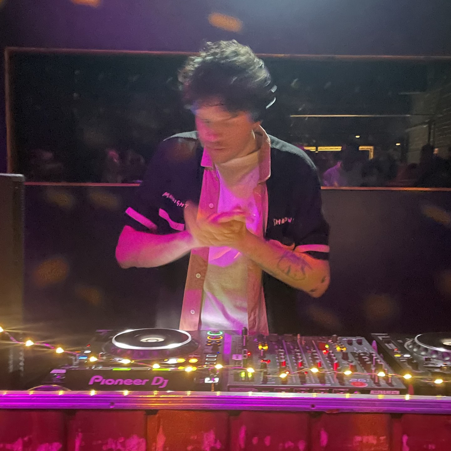 Nincha · Artist Profile