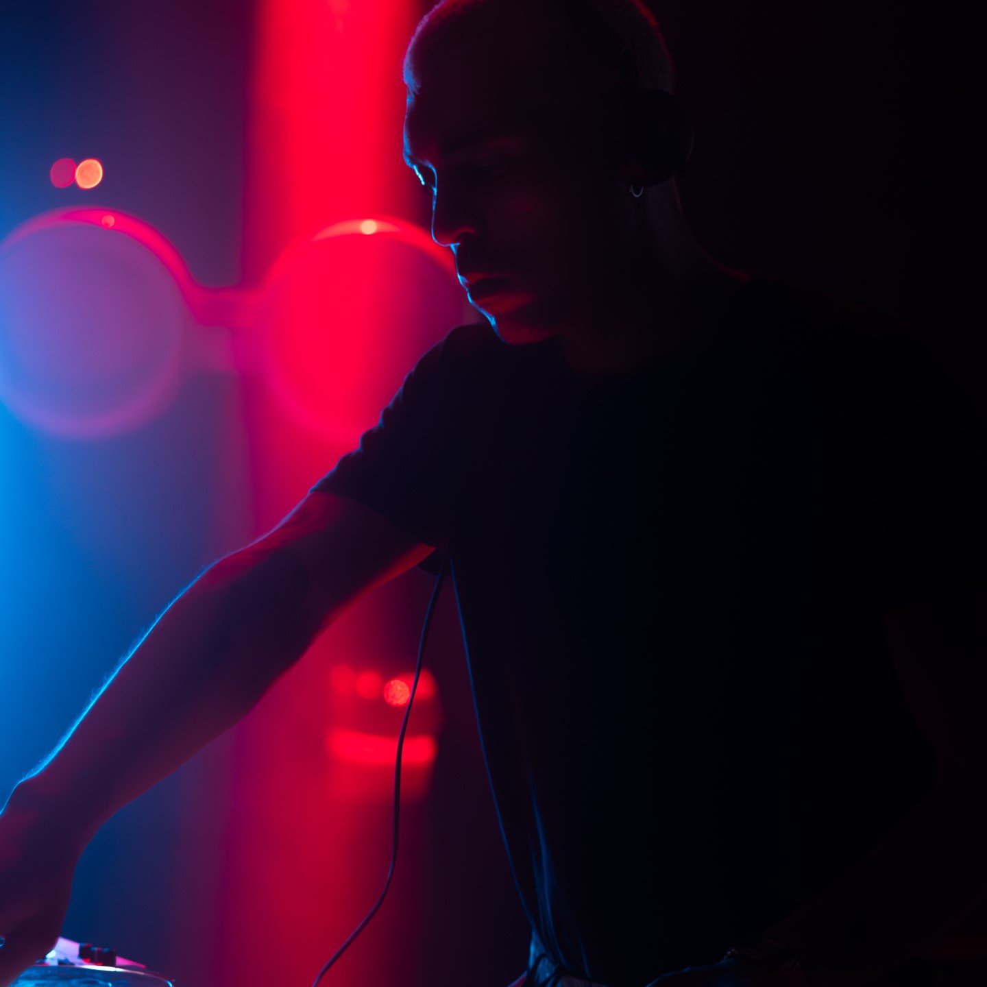 Nizo · Artist Profile