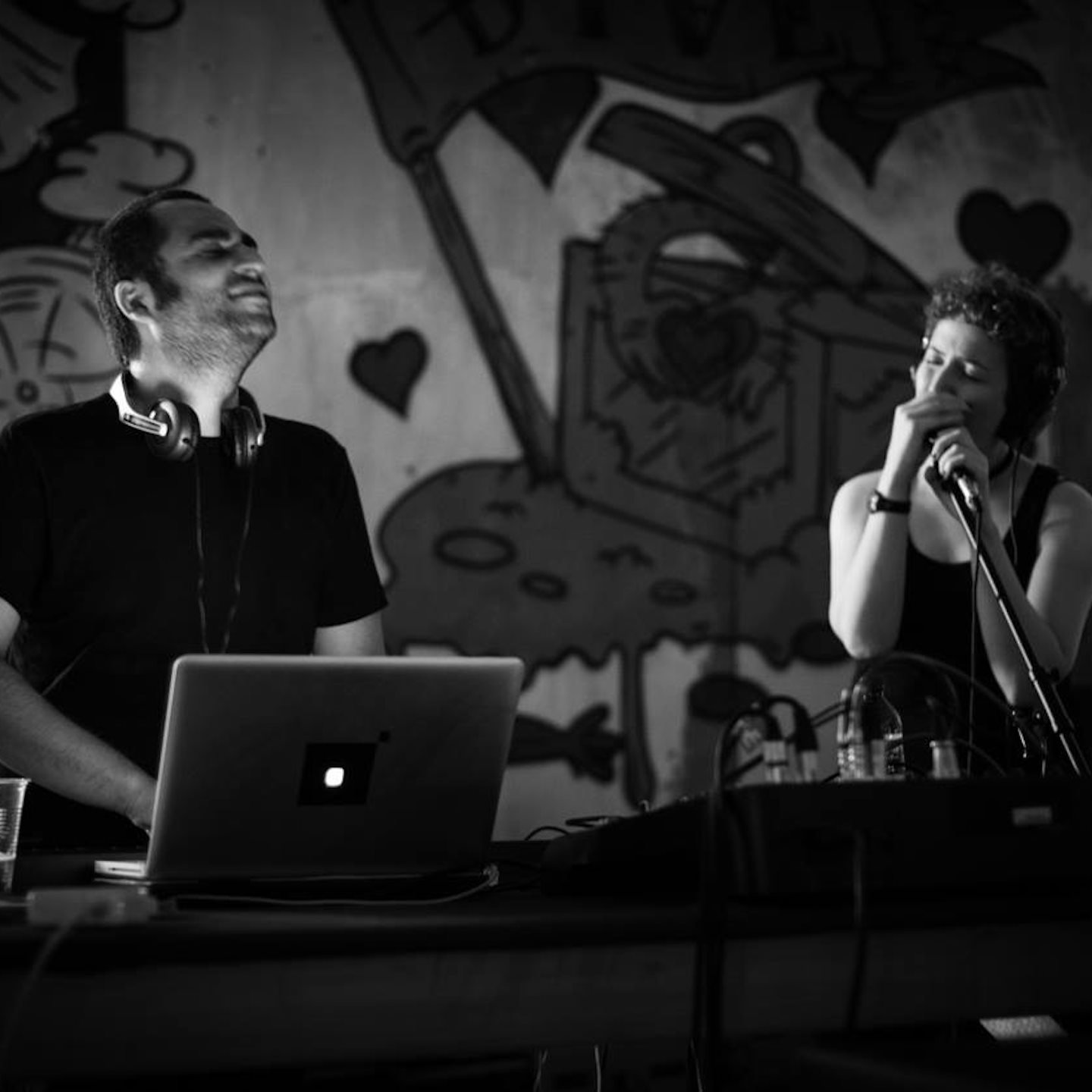 NUM · Artist Profile
