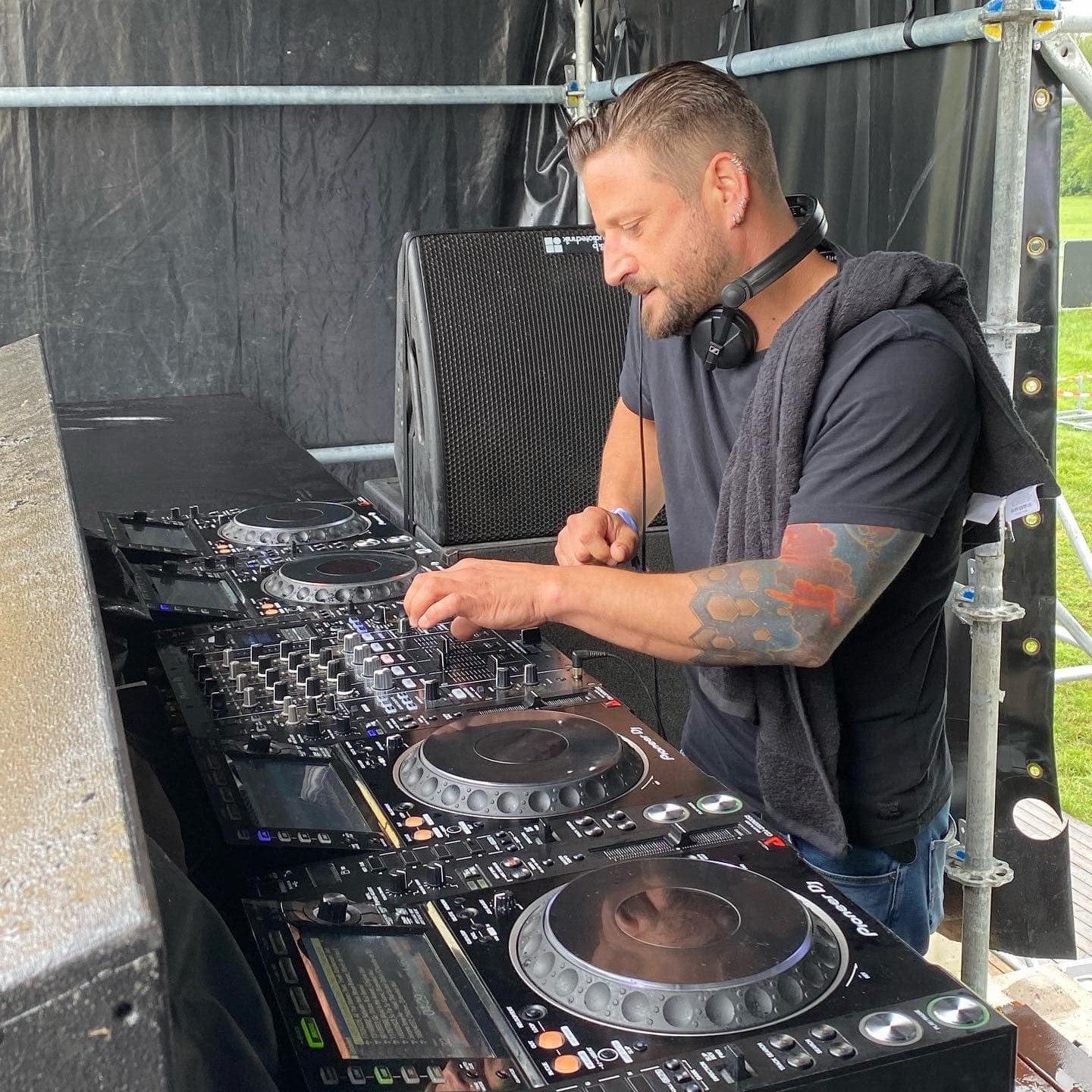 Ordin Air · Artist Profile