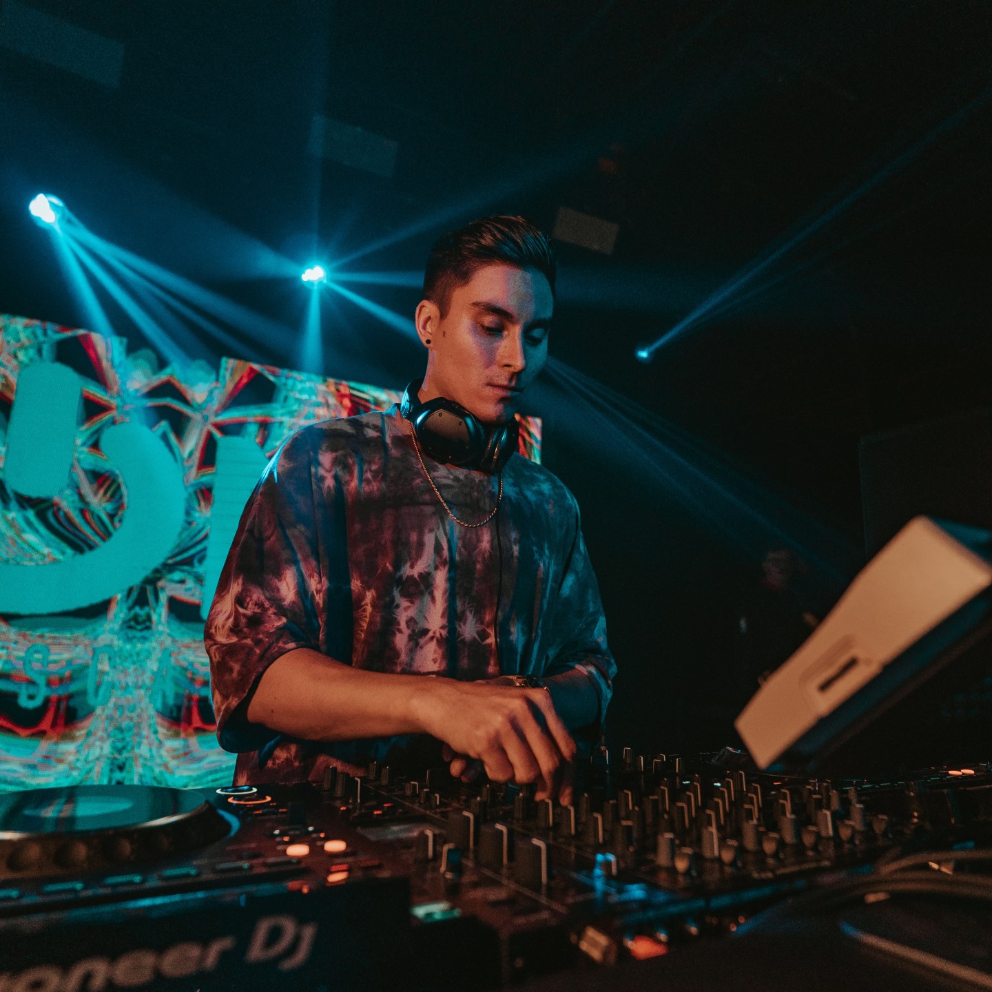 Oscar N (US) · Artist Profile