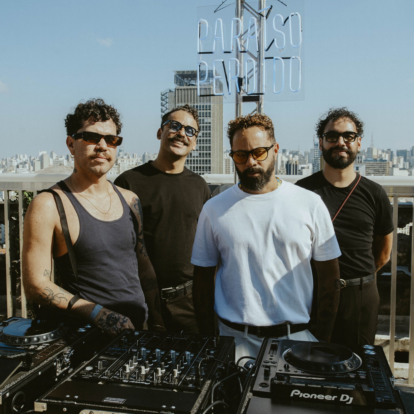 Paraíso Perdido Djs · Artist Profile