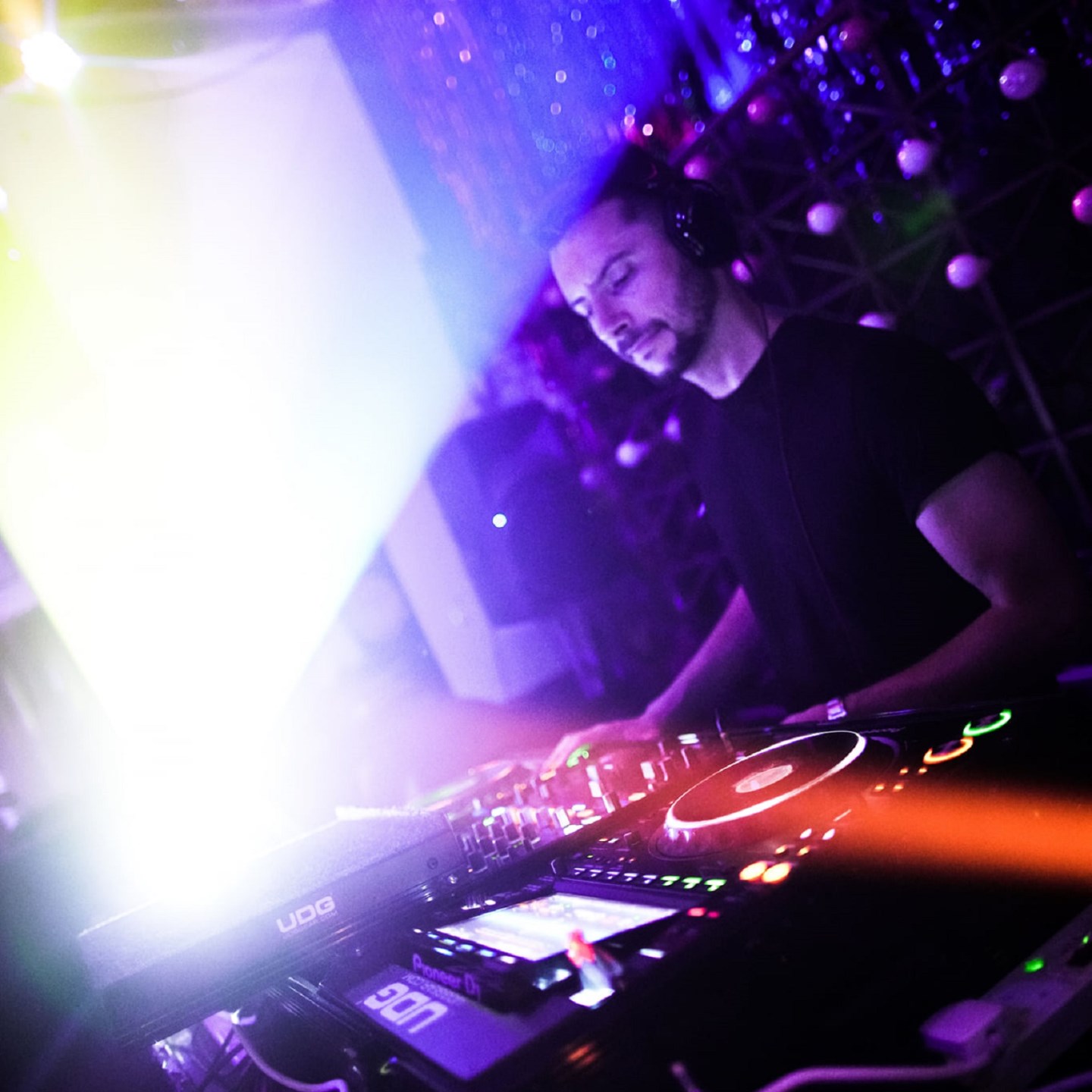 Paul Giuliani · Artist Profile