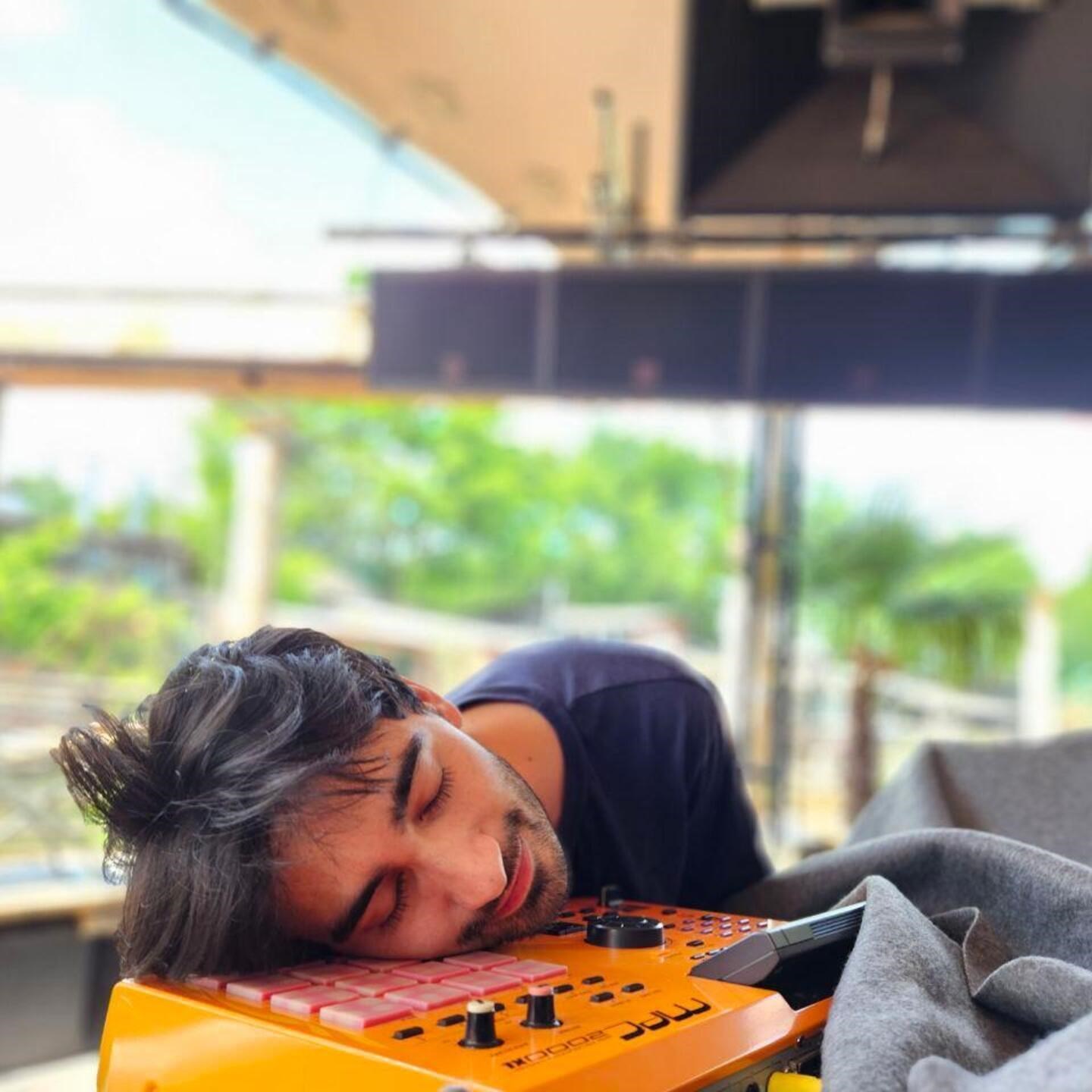 Pierre Marty (live) · Artist Profile