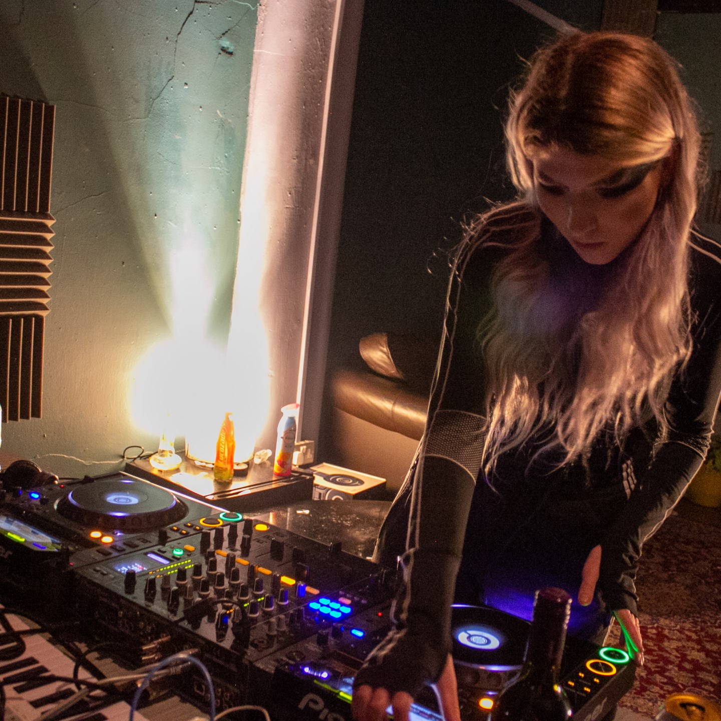 Poison Ivy · Artist Profile