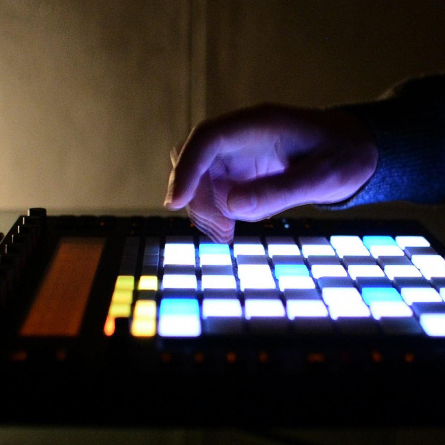 QB Smith · Artist Profile