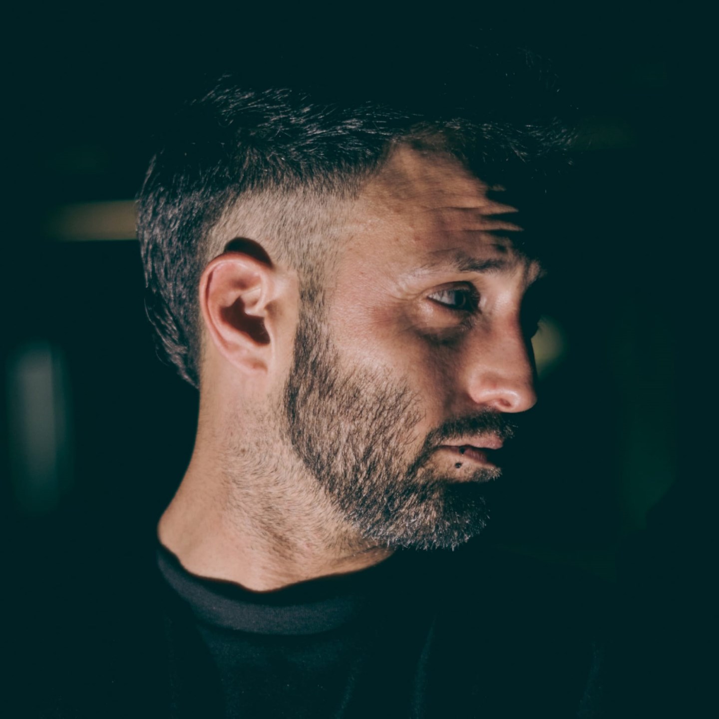 R. Martin · Artist Profile