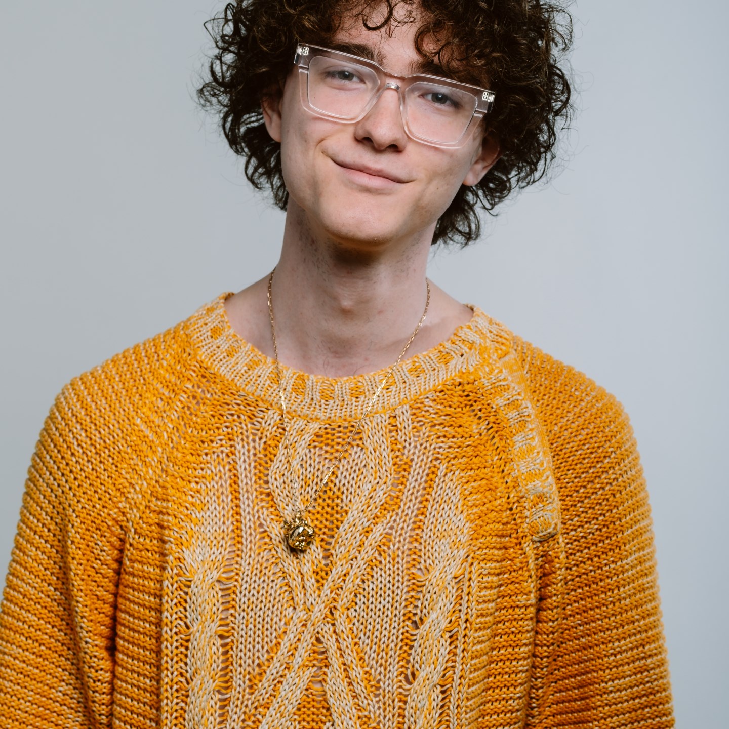 R2R (1) · Artist Profile