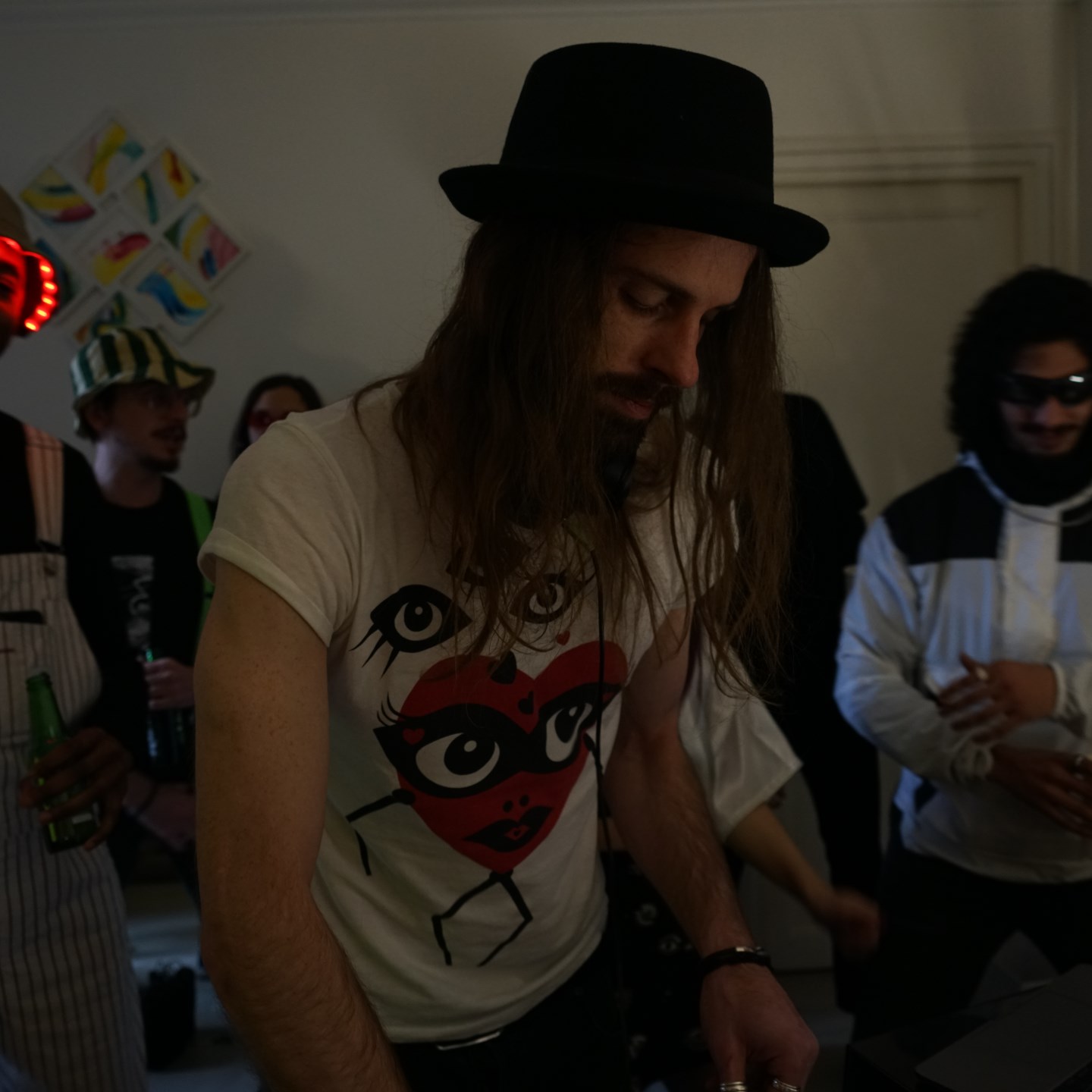 Ra.W · Artist Profile