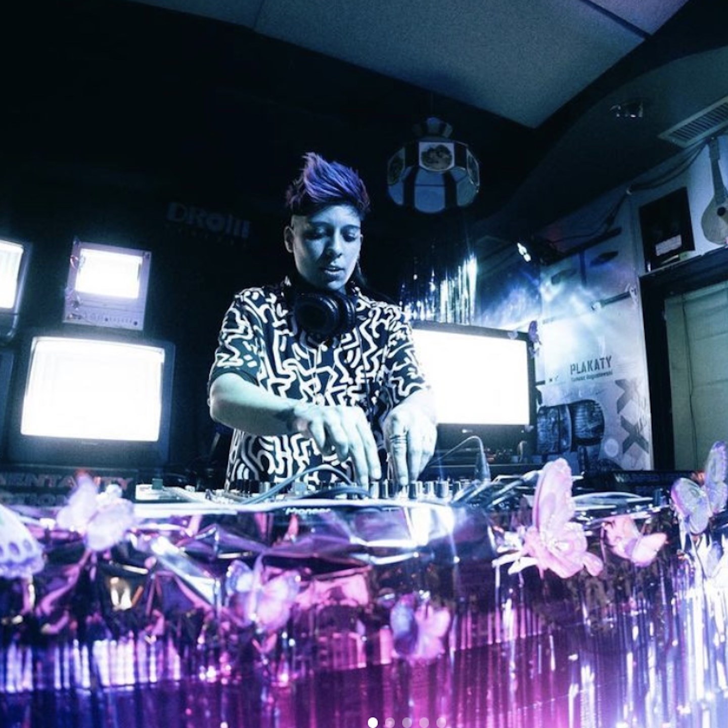 Rata (2) · Artist Profile