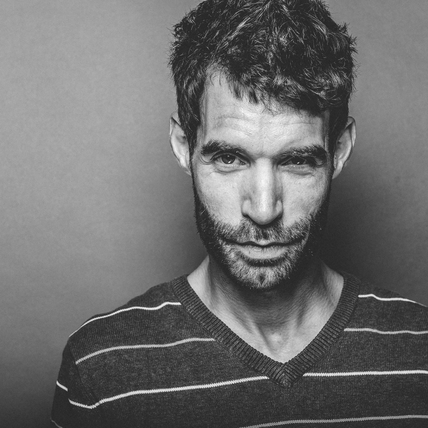 Red Robin · Artist Profile