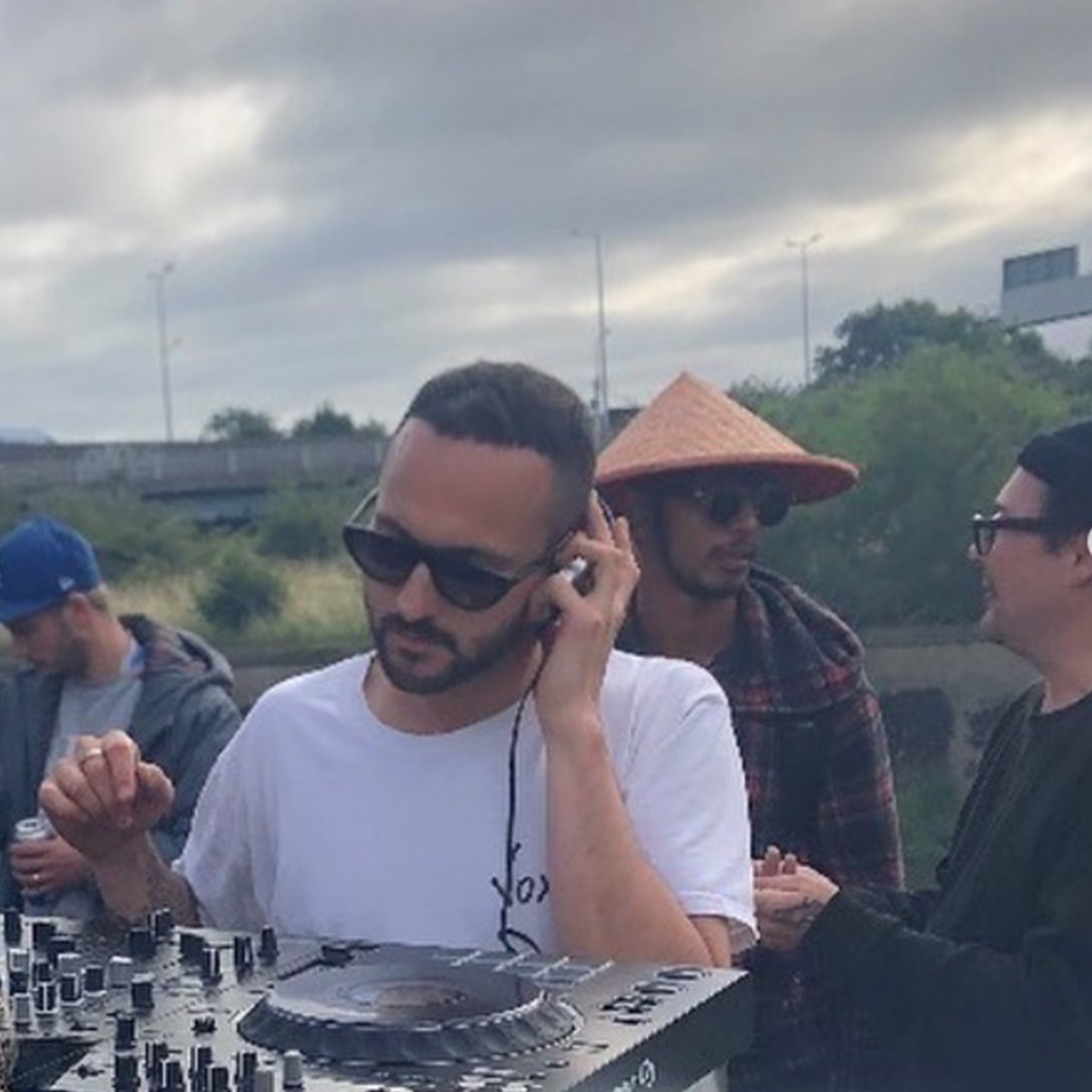 Reeno · Artist Profile