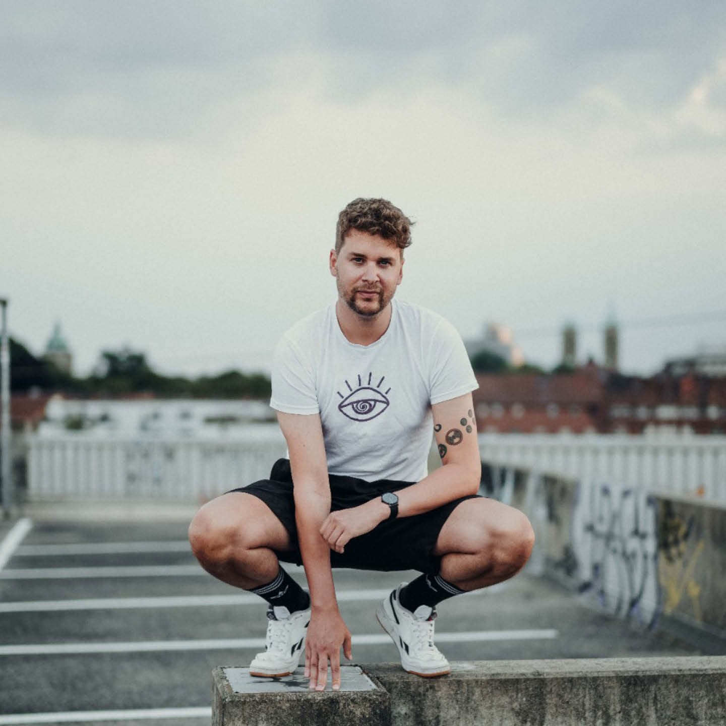 ric.f · Artist Profile