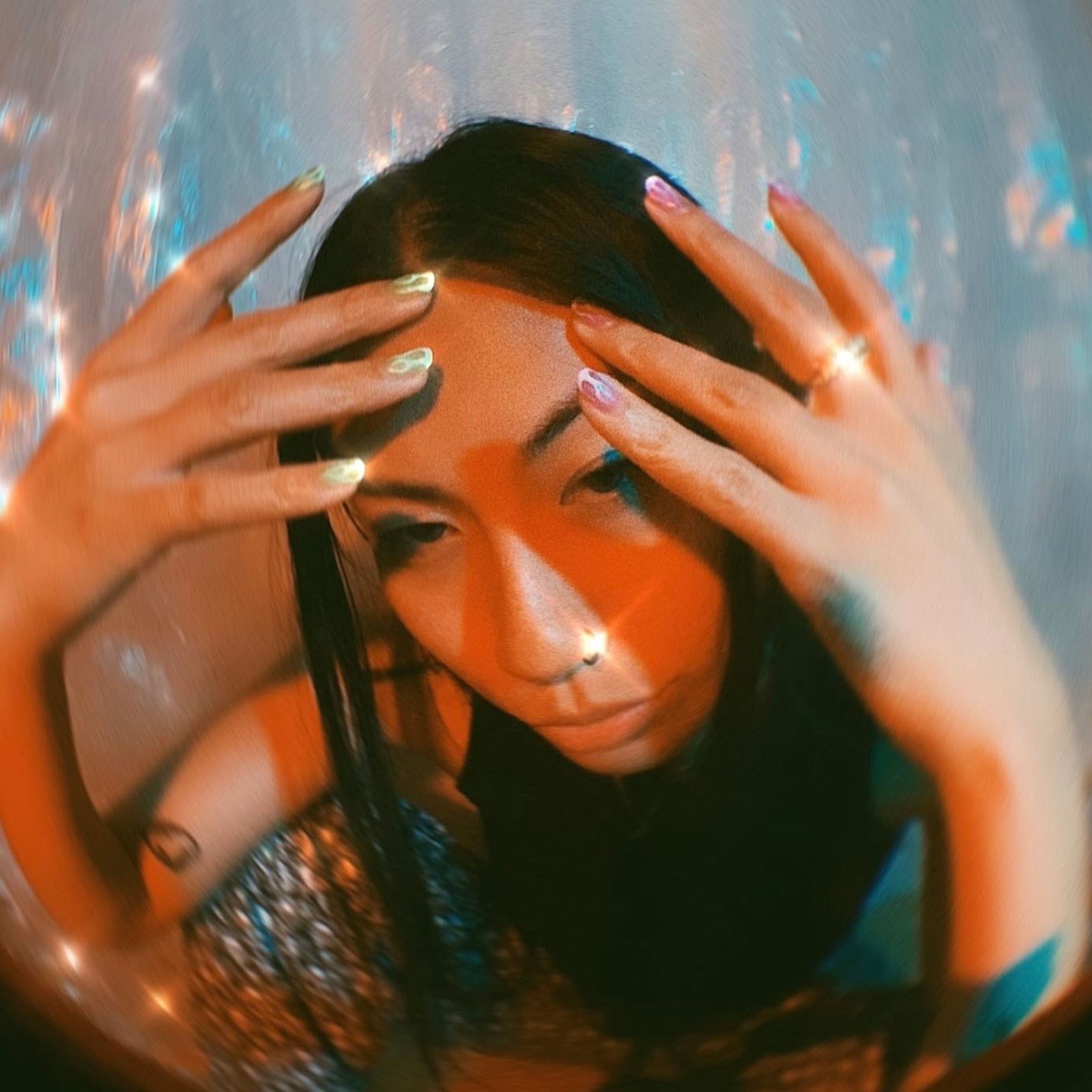 risa (2) · Biography