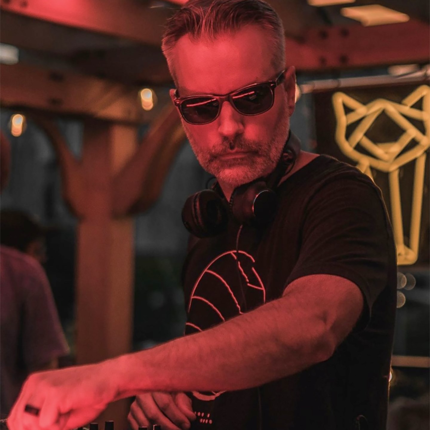 Rob Dowell · Artist Profile