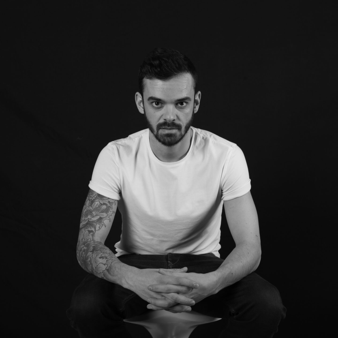 Robert Mott · Artist Profile