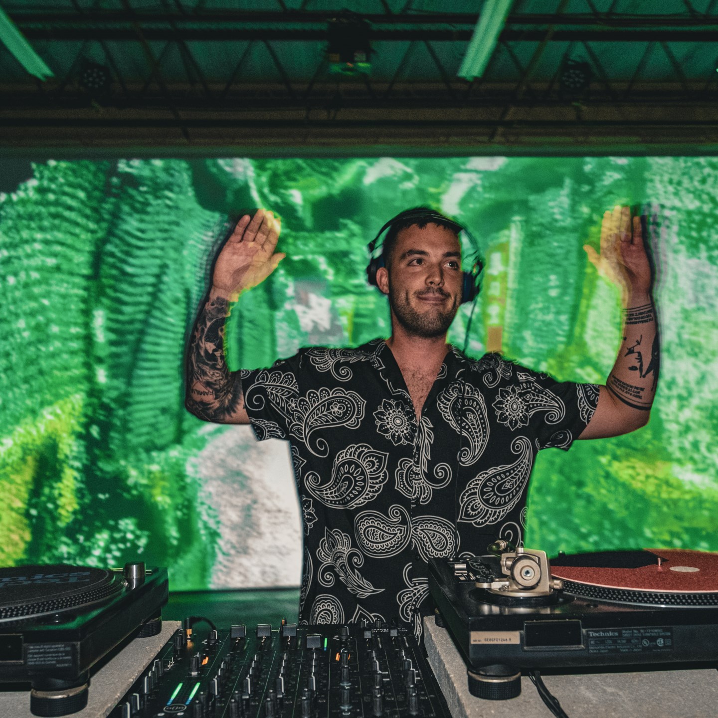 Rodrigo Manzo · Biography