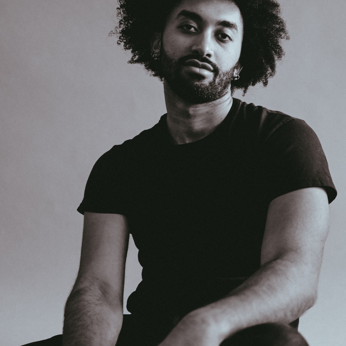 Roman Chappelle · Artist Profile