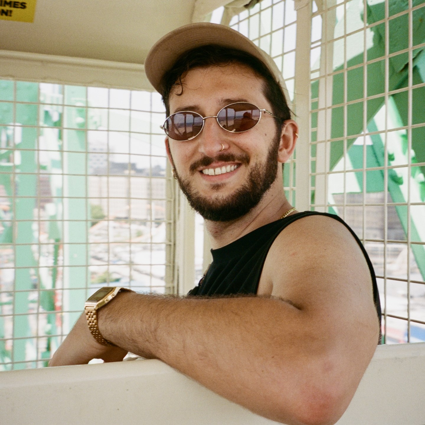 Roni (2) · Artist Profile