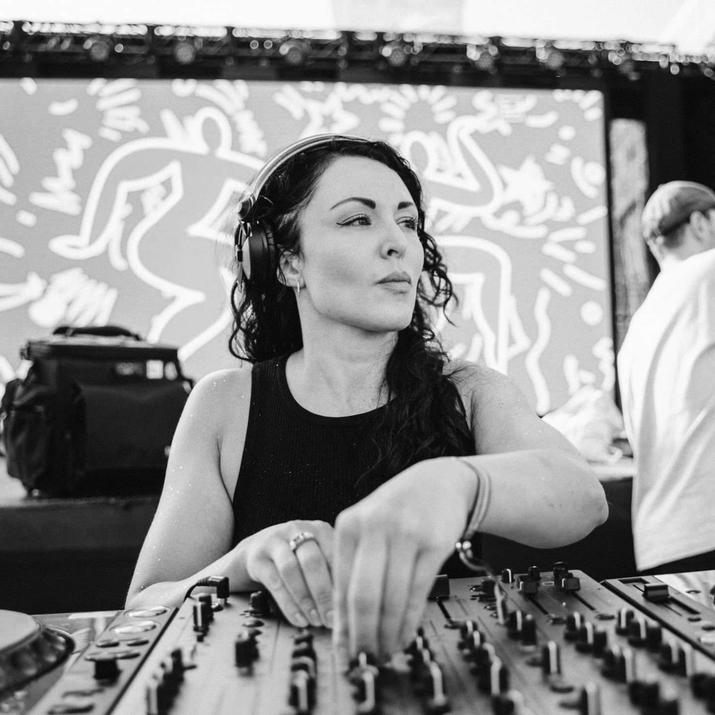 Ronya · Artist Profile