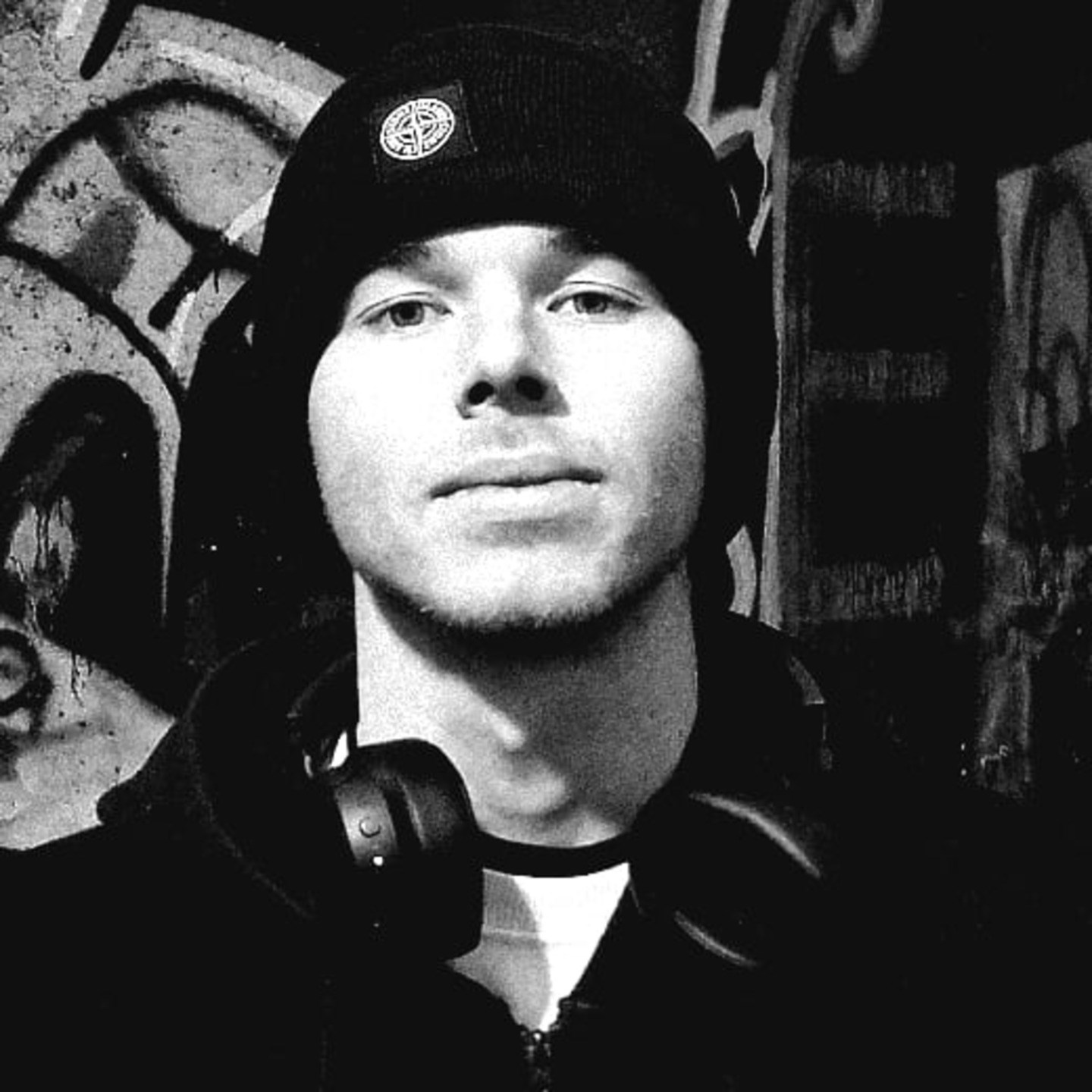 Ruben V · Artist Profile