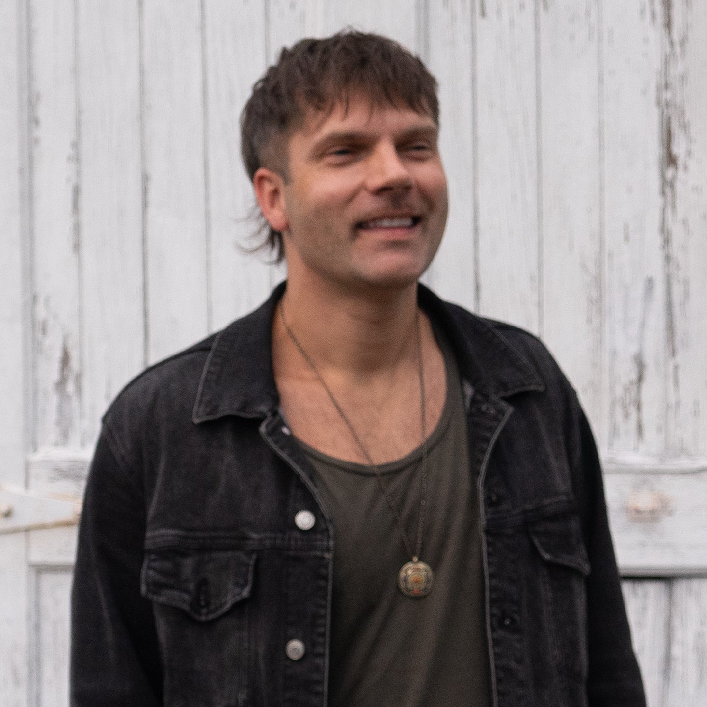 Ryan Dahl · Artist Profile