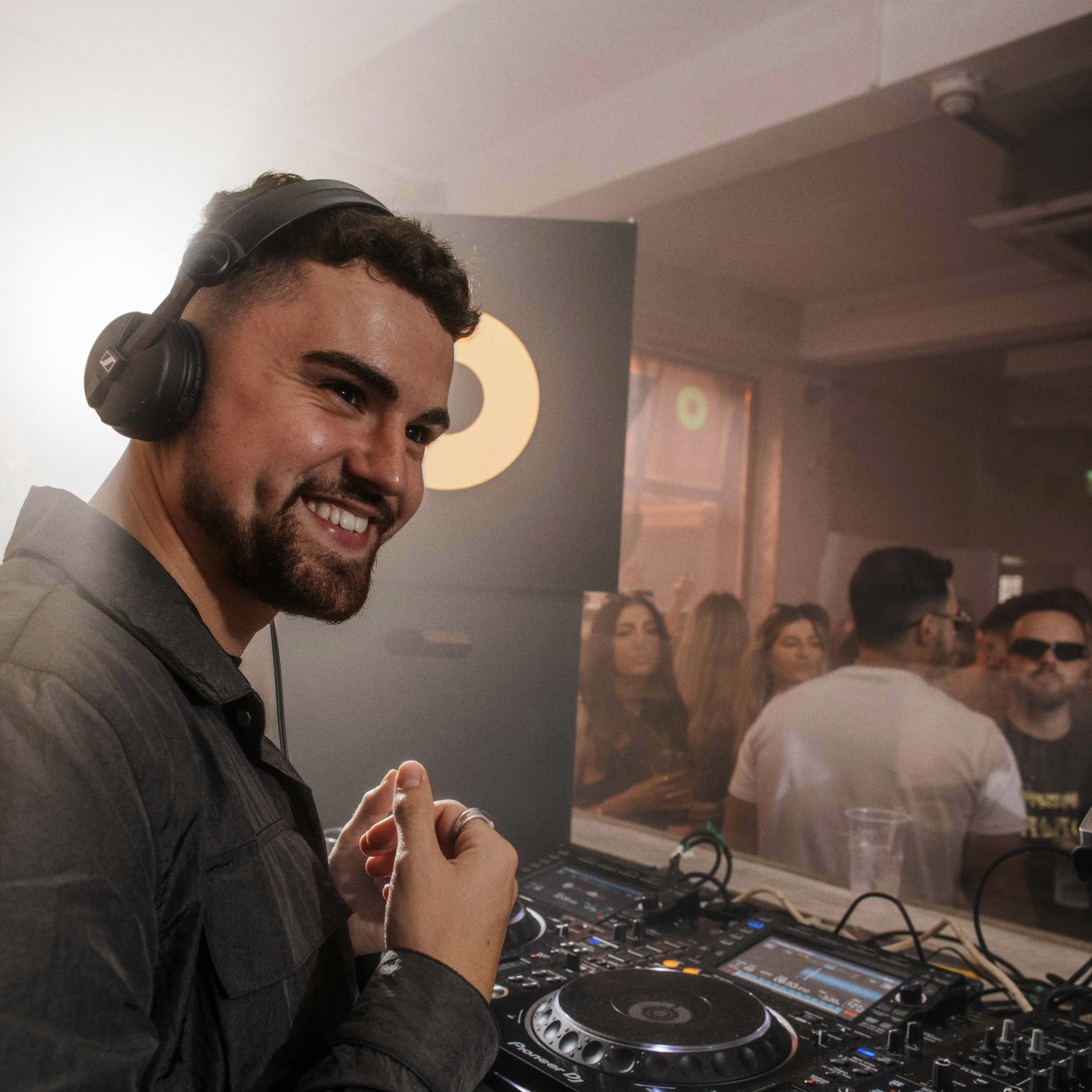 Ryan Resso · Artist Profile