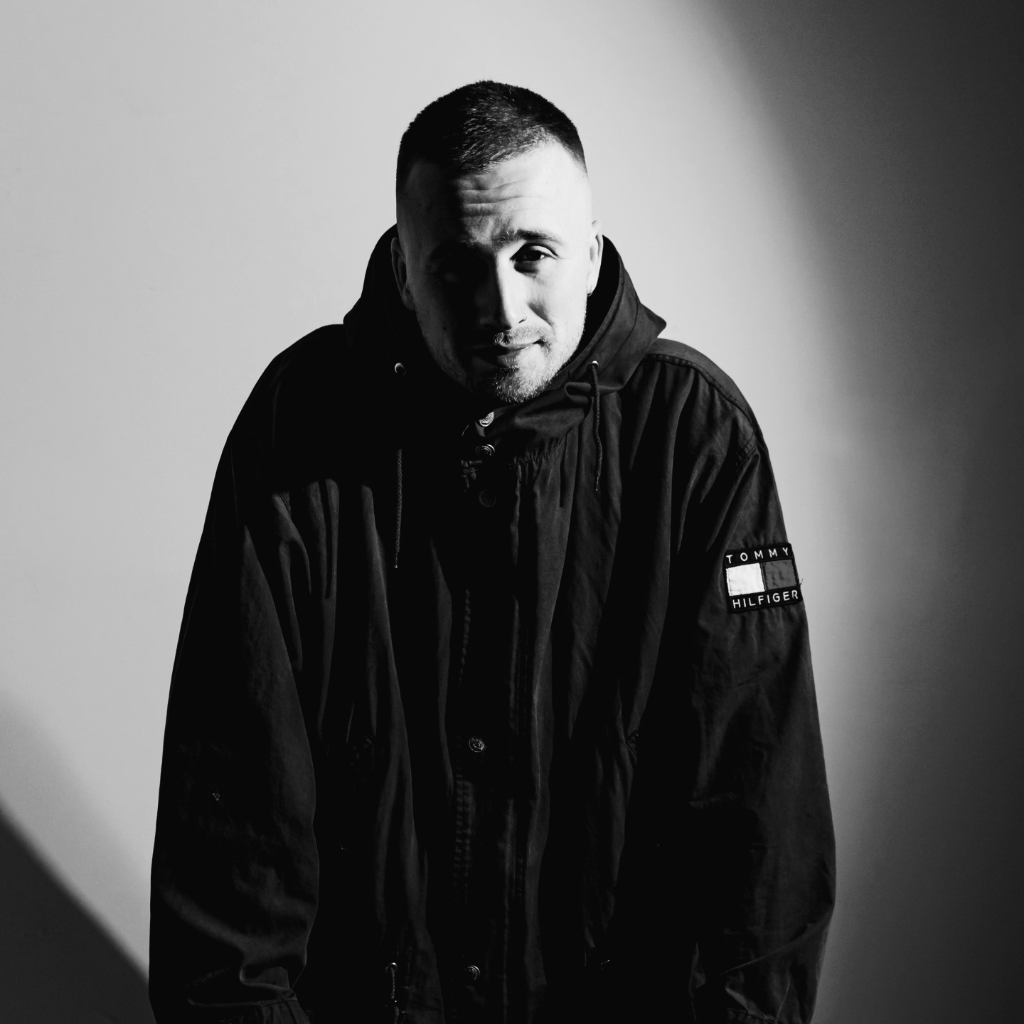 Sam Pratt · Artist Profile