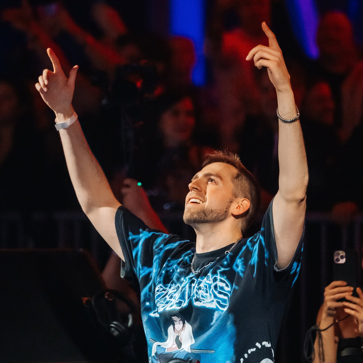 Sam Wolfe · Artist Profile