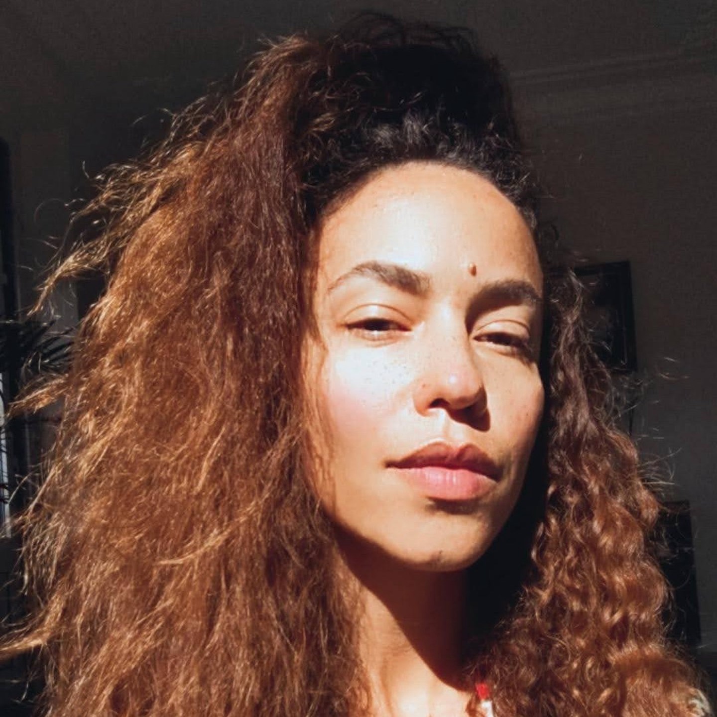 Sarah Ninon · Artist Profile