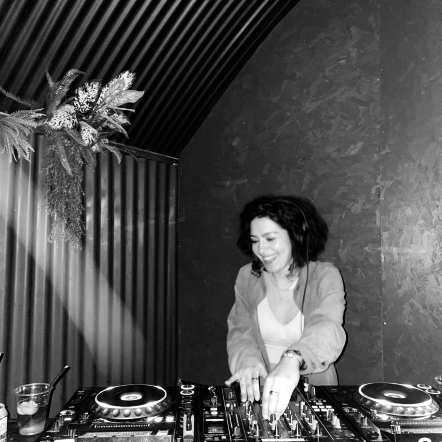 Sara Tabar · Artist Profile