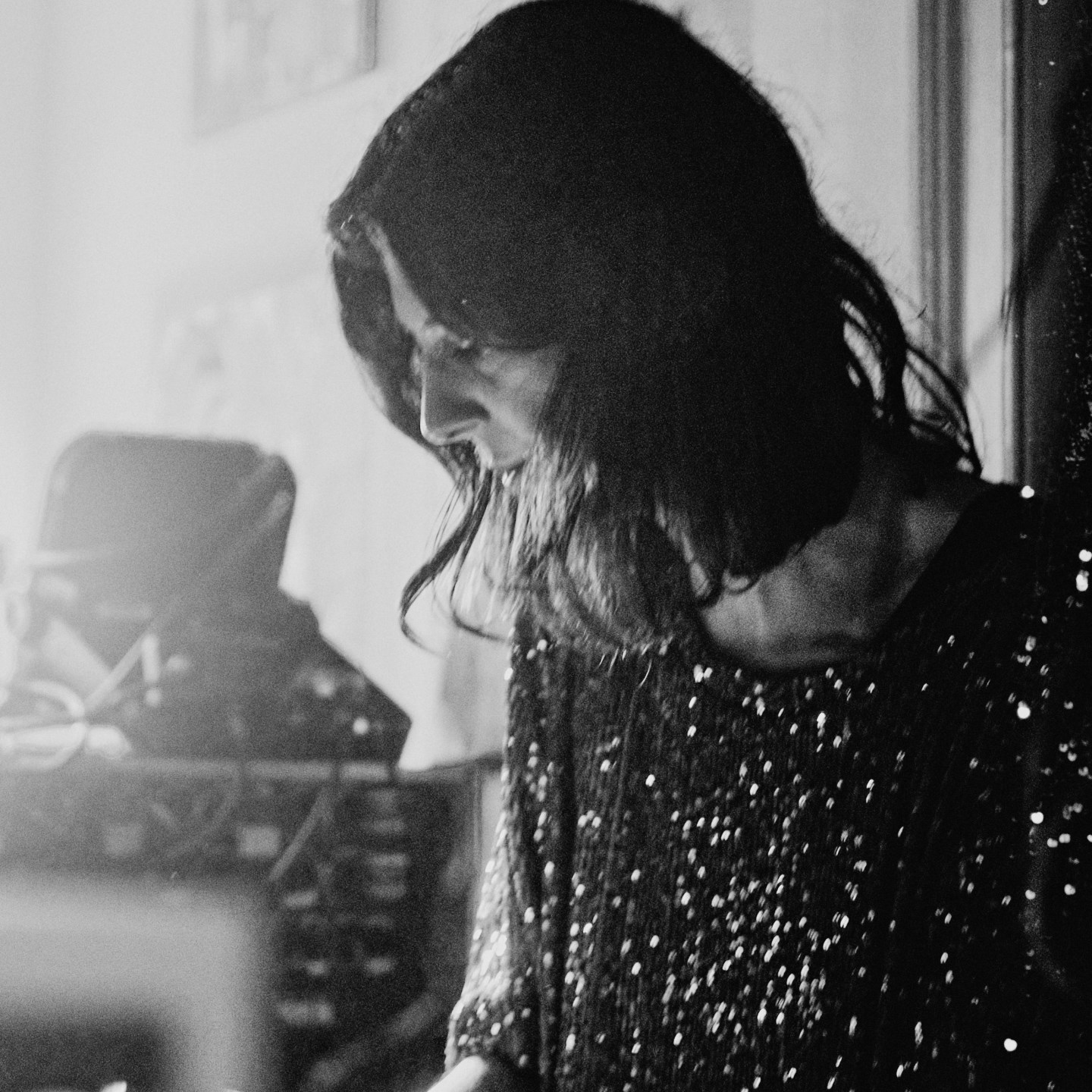 Sara Wual · Artist Profile