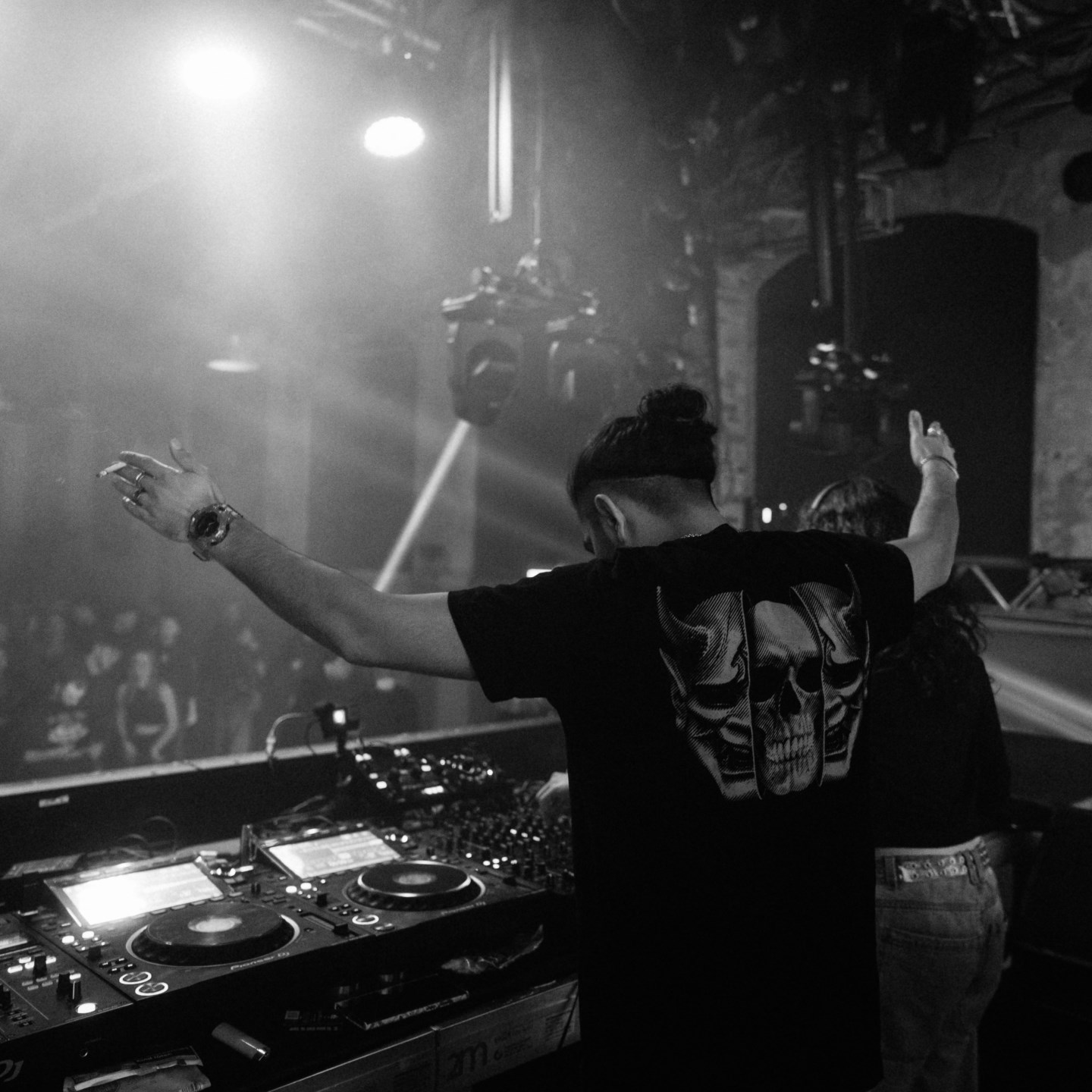 Schero · Artist Profile