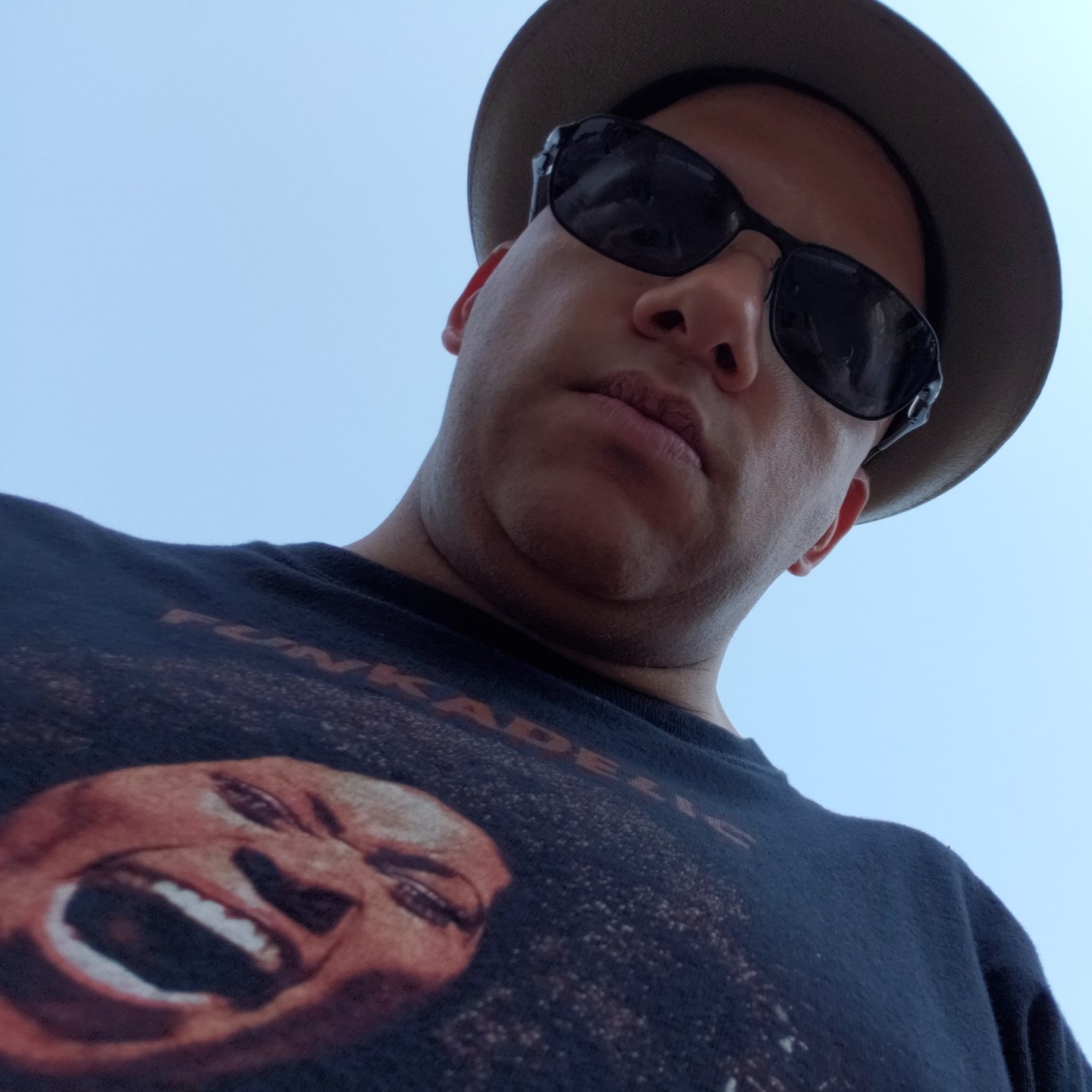 Scott Ashley · Artist Profile