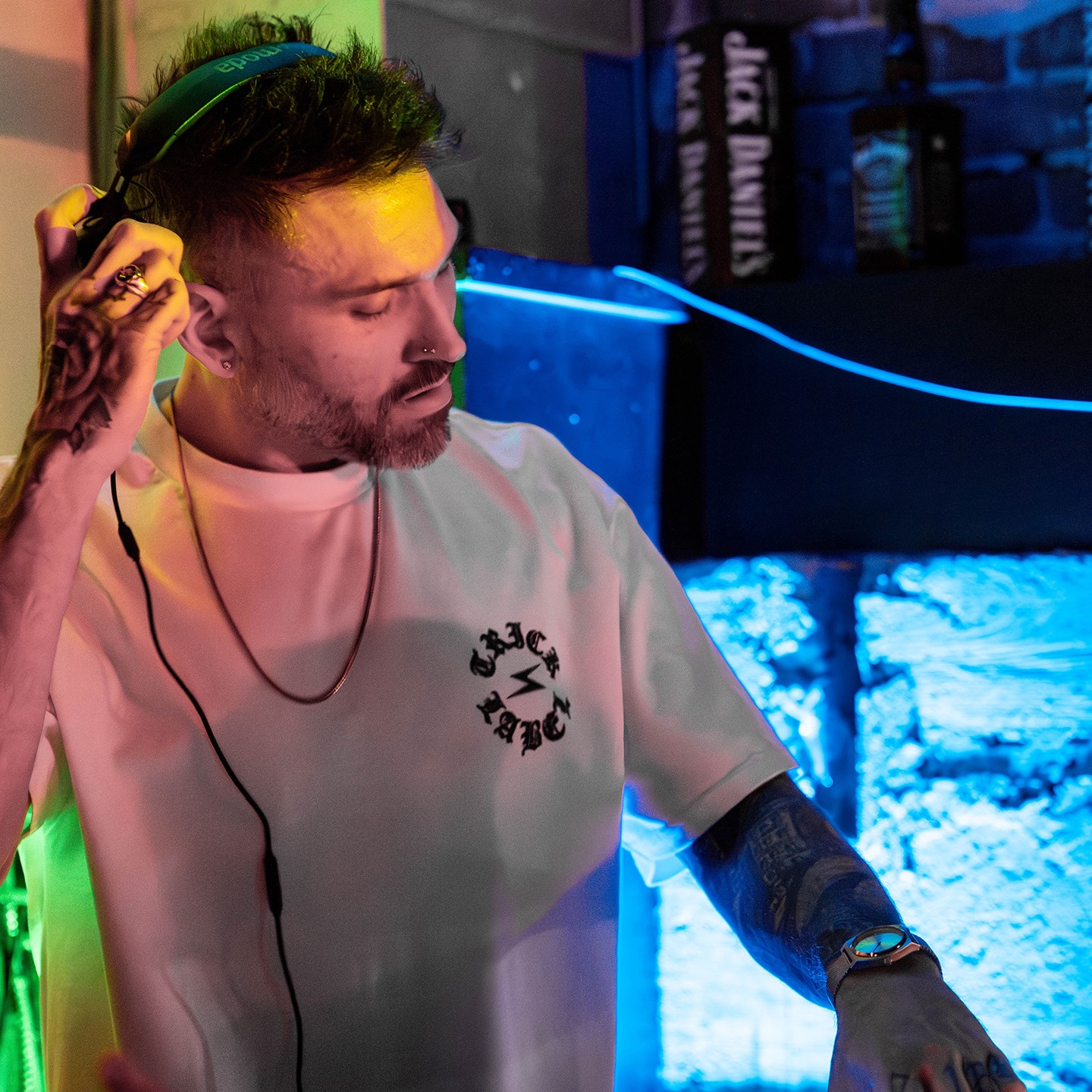 Sean Vincent · Artist Profile