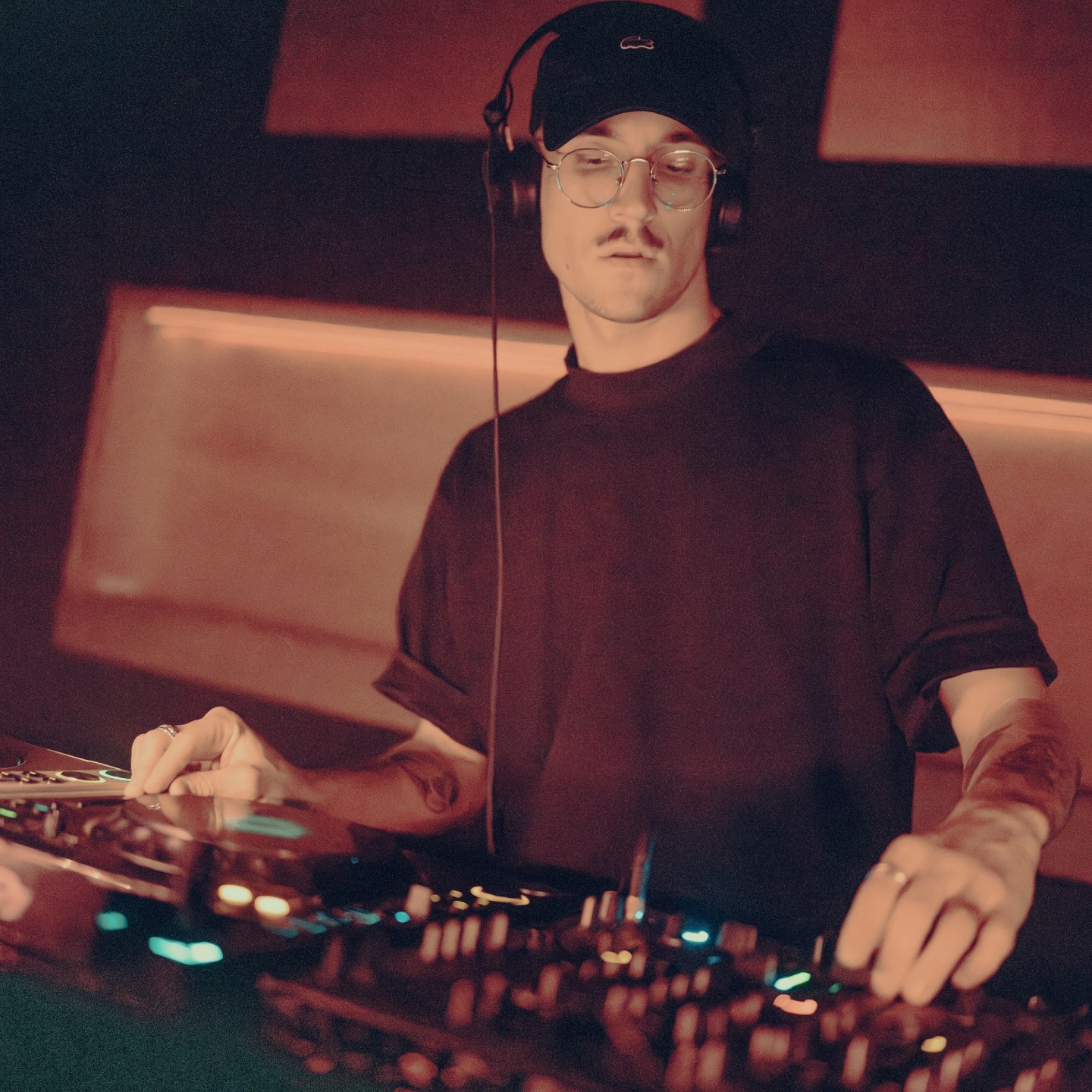 Seter · Artist Profile