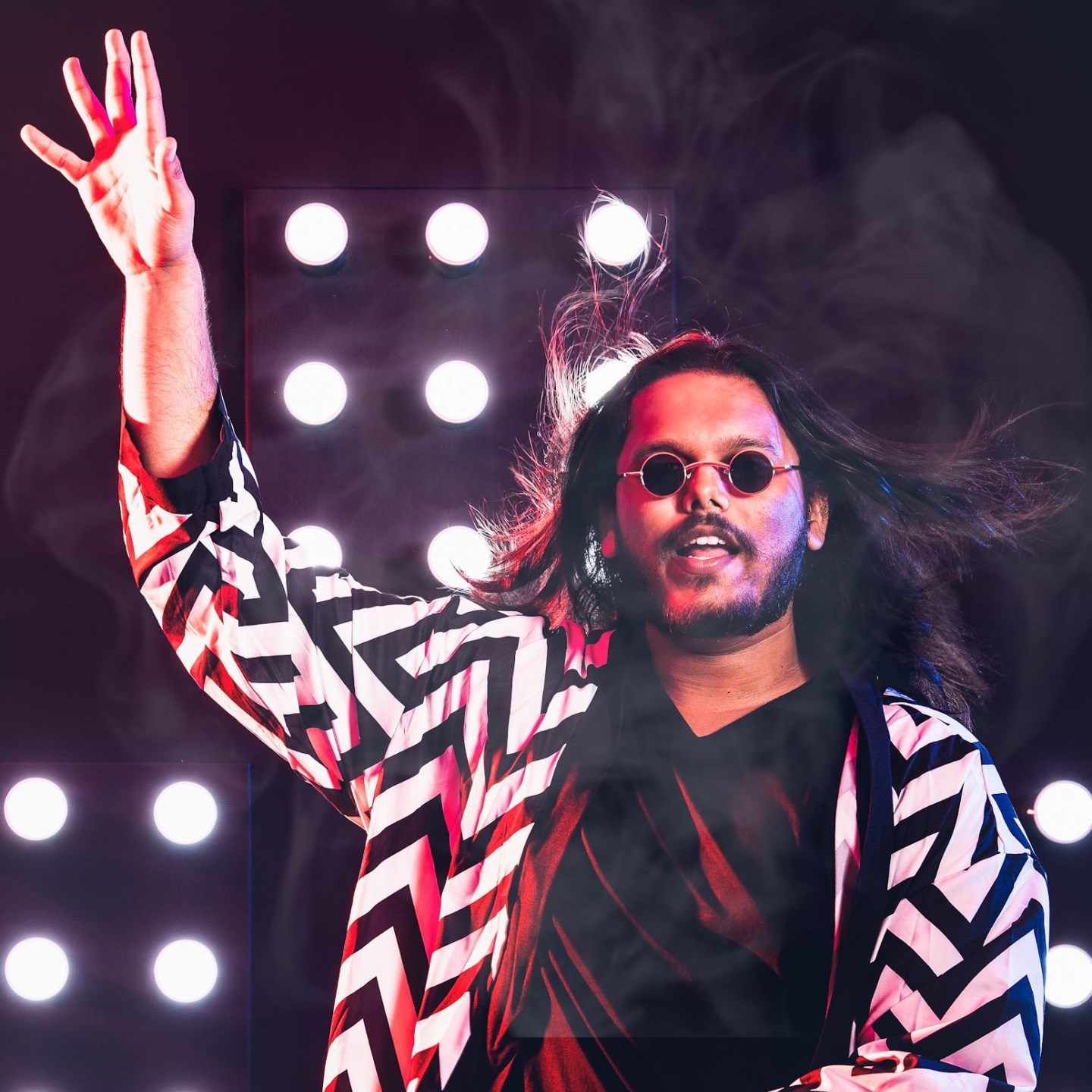 Shakey (2) · Artist Profile