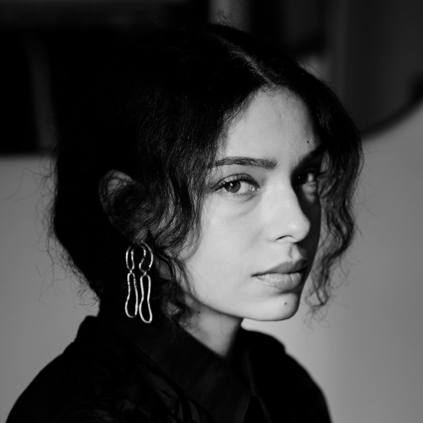 Shimmy Robin · Artist Profile