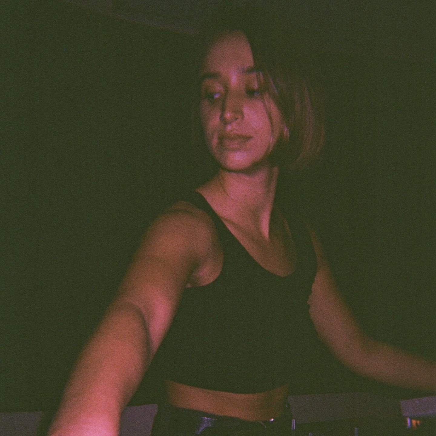 Shi Shi · Artist Profile