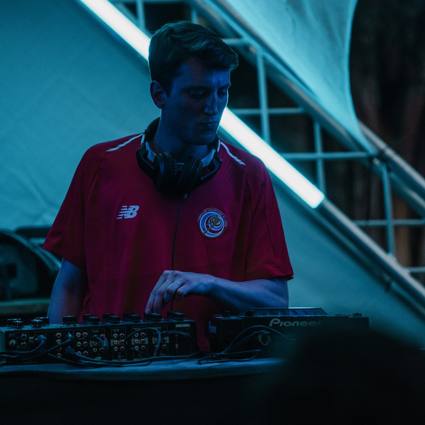 Side Quest · Artist Profile