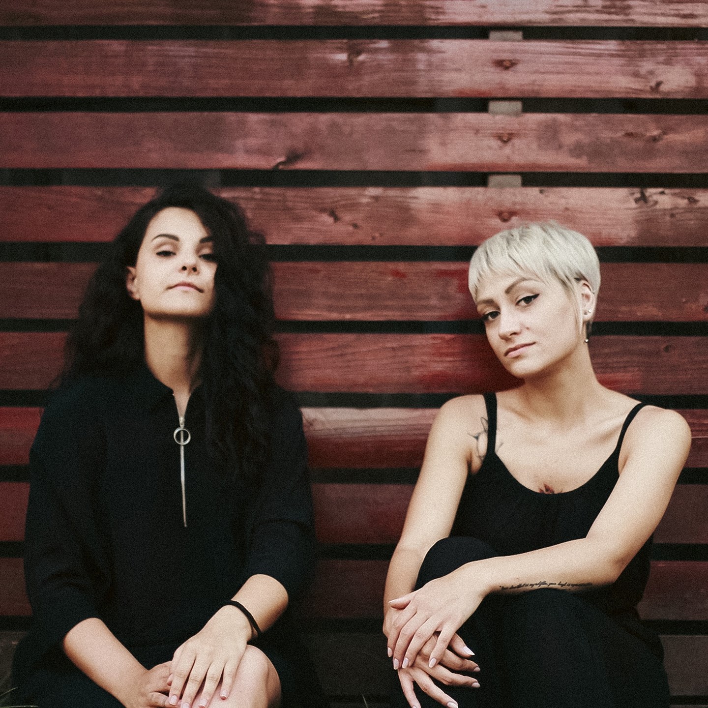 Sines (2) · Tour Dates & Tickets