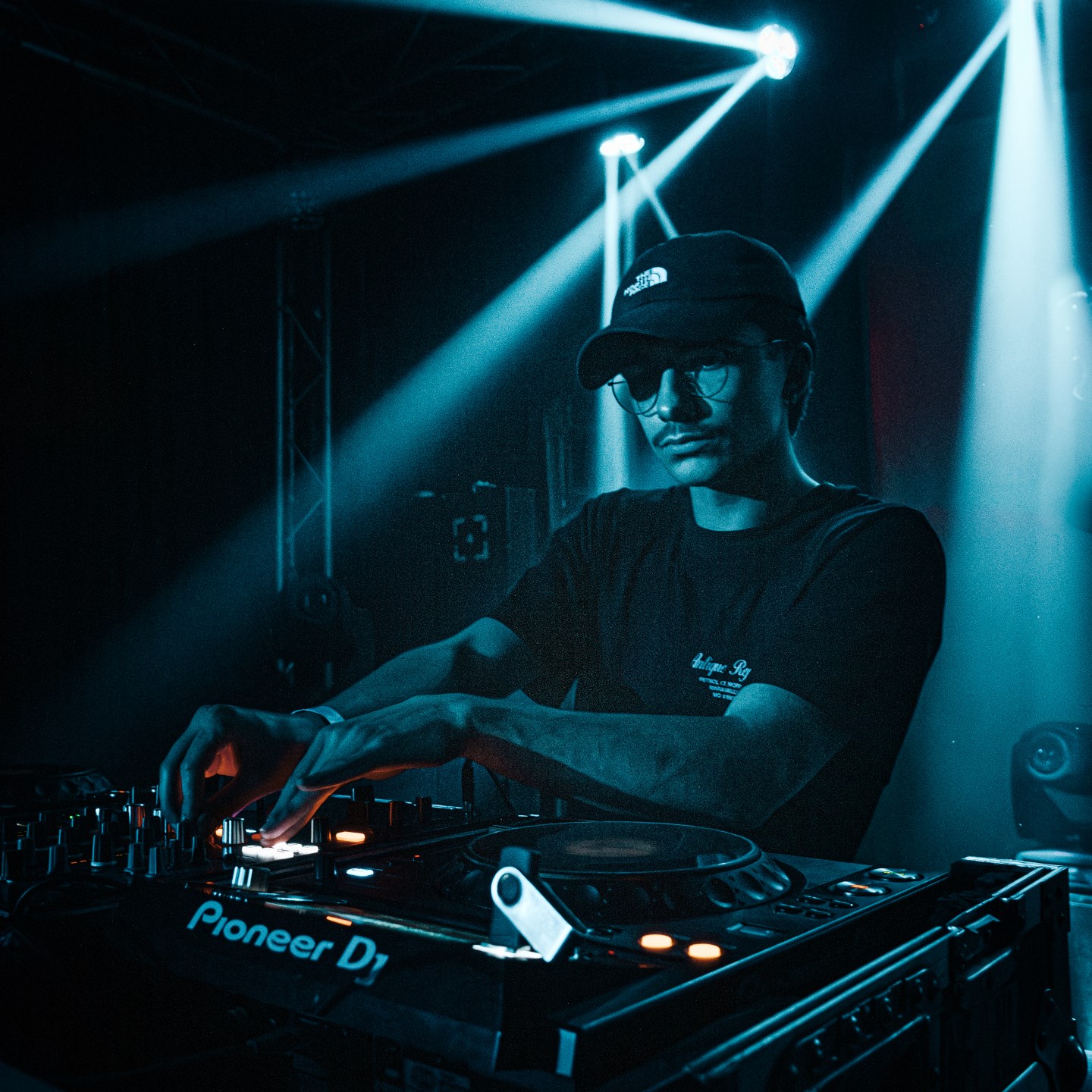 Skeer · Artist Profile