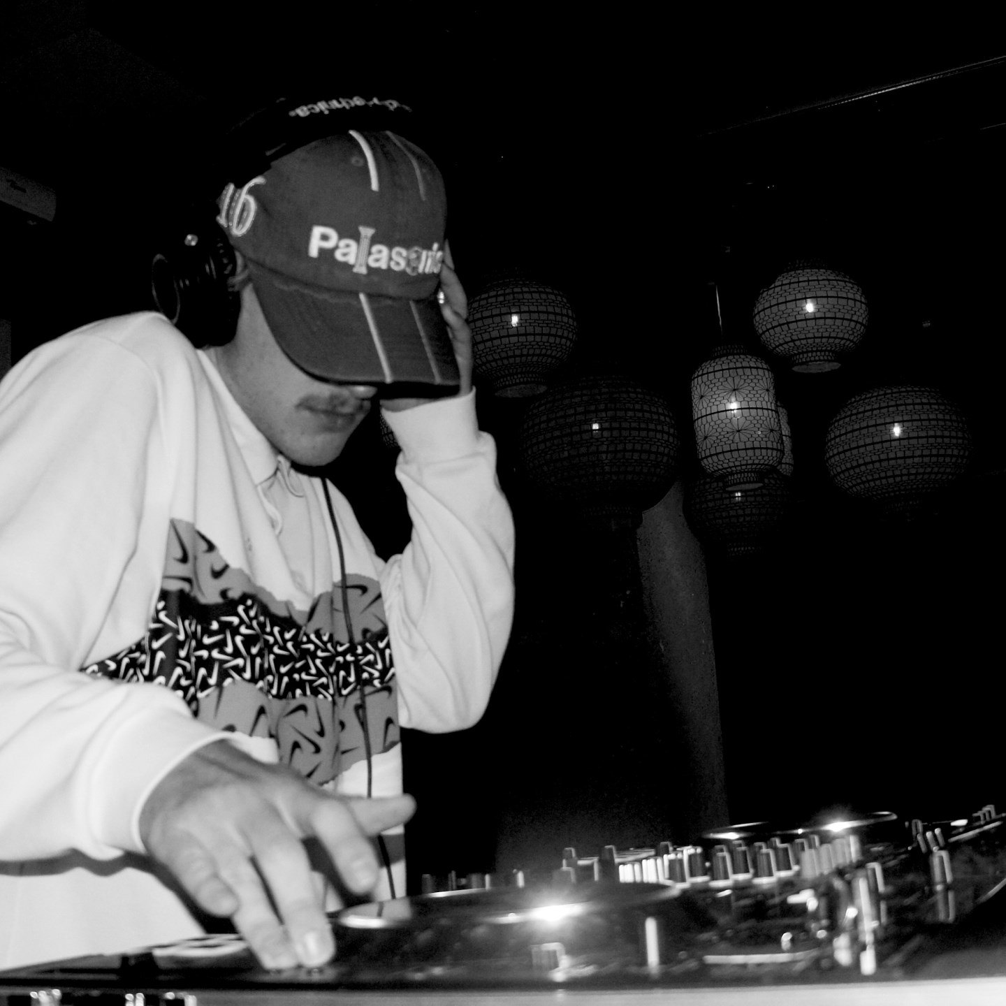 Snooz · Artist Profile