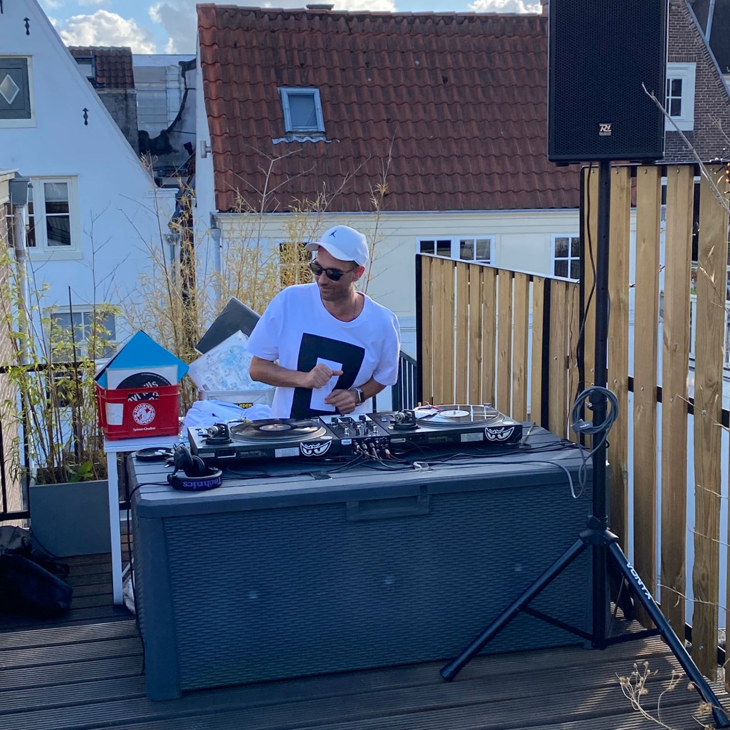 SoloHouse · Artist Profile