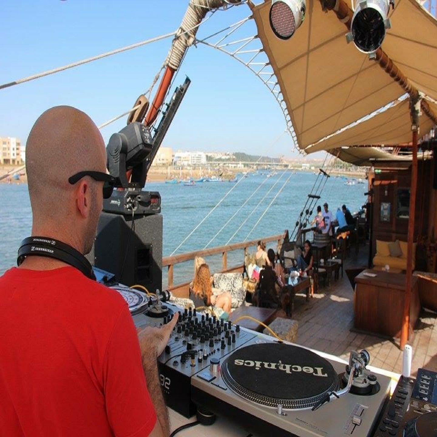 Sou Sou · Artist Profile