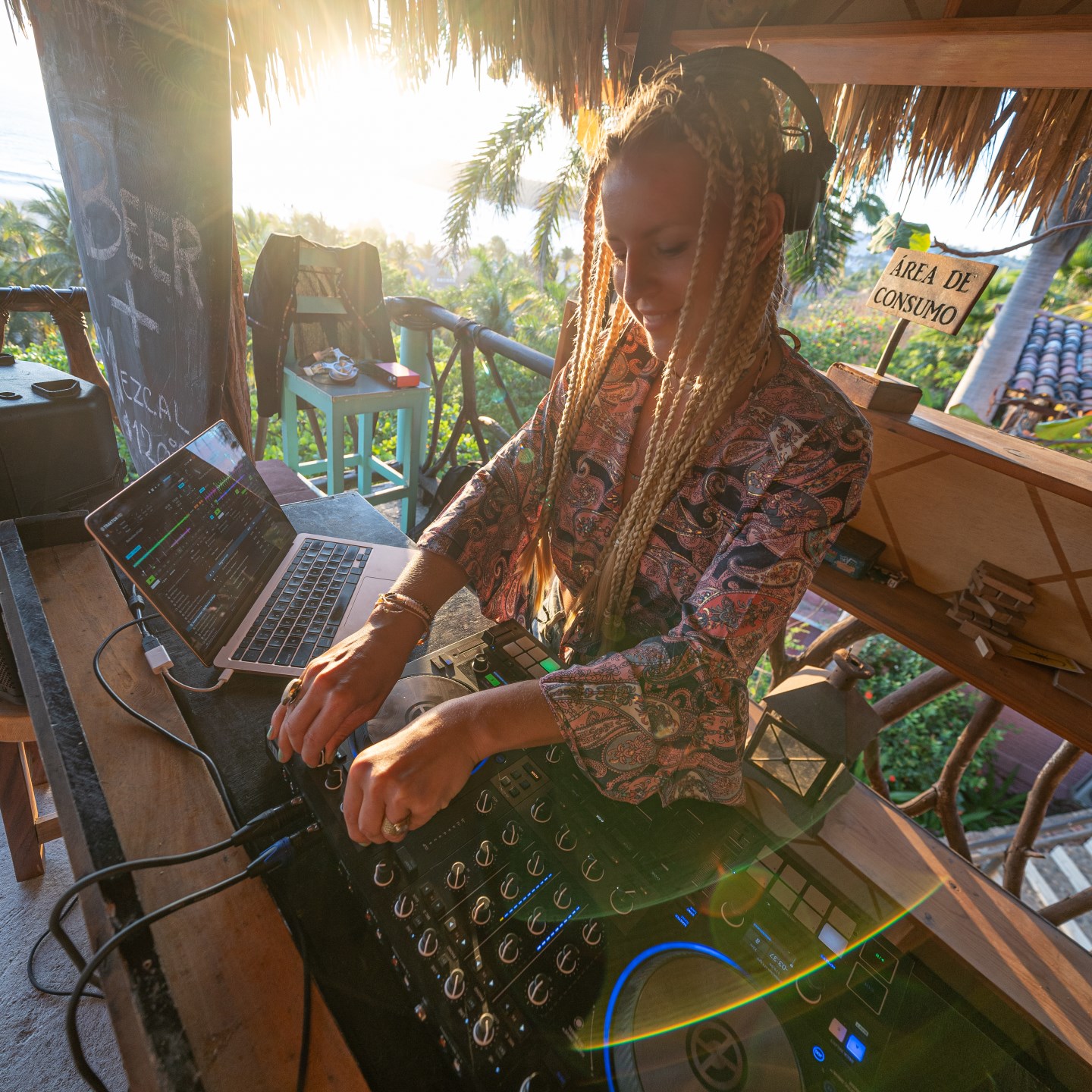 Starlight · Artist Profile